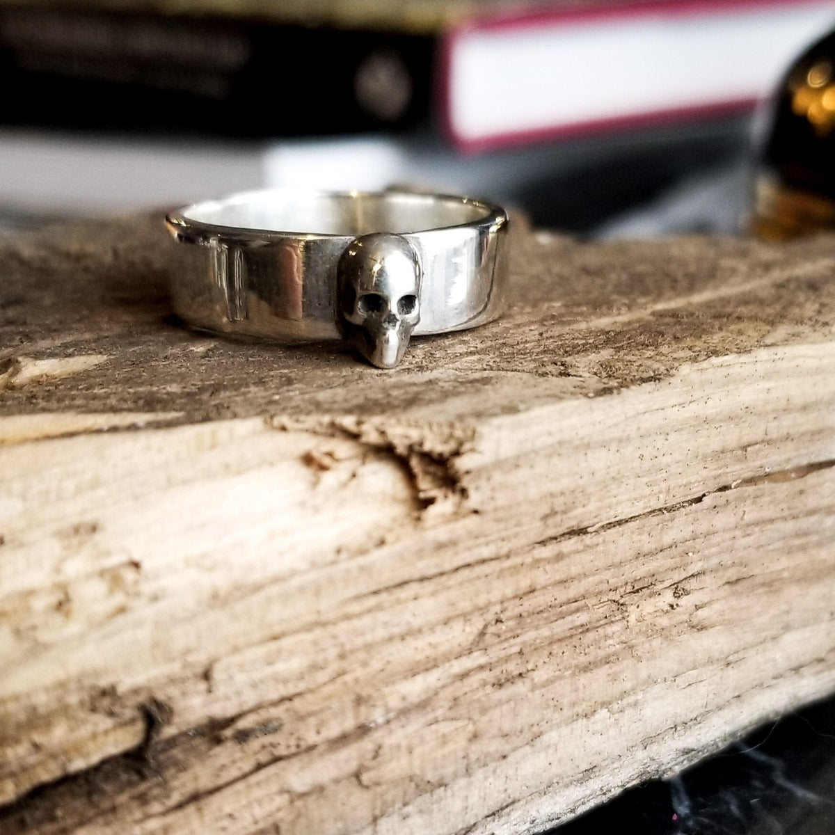 Silver Small Skull Ring Band — Inchoo Bijoux